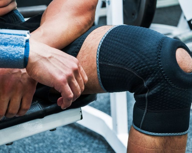 What’s The Best Exercise Equipment For Bad Knees? - TreadmillReviews.com